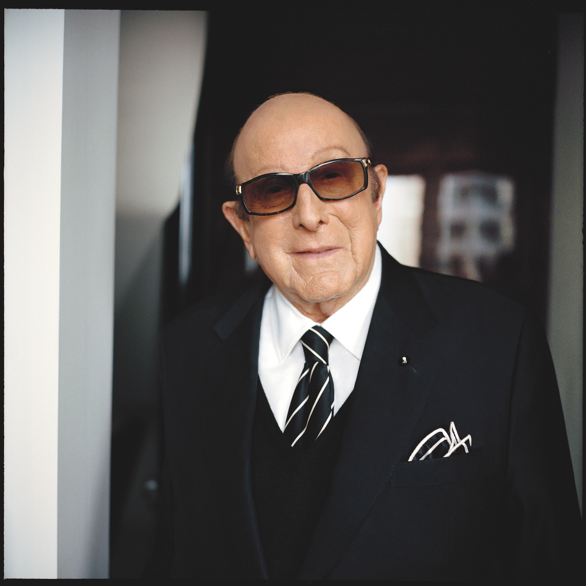 Clive Davis Vows to do Right by Whitney Houston