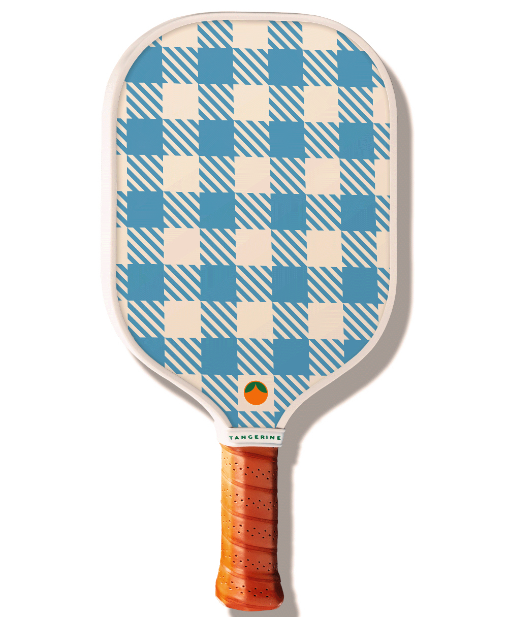 8 Small Summer Essentials to Throw in Your Bag